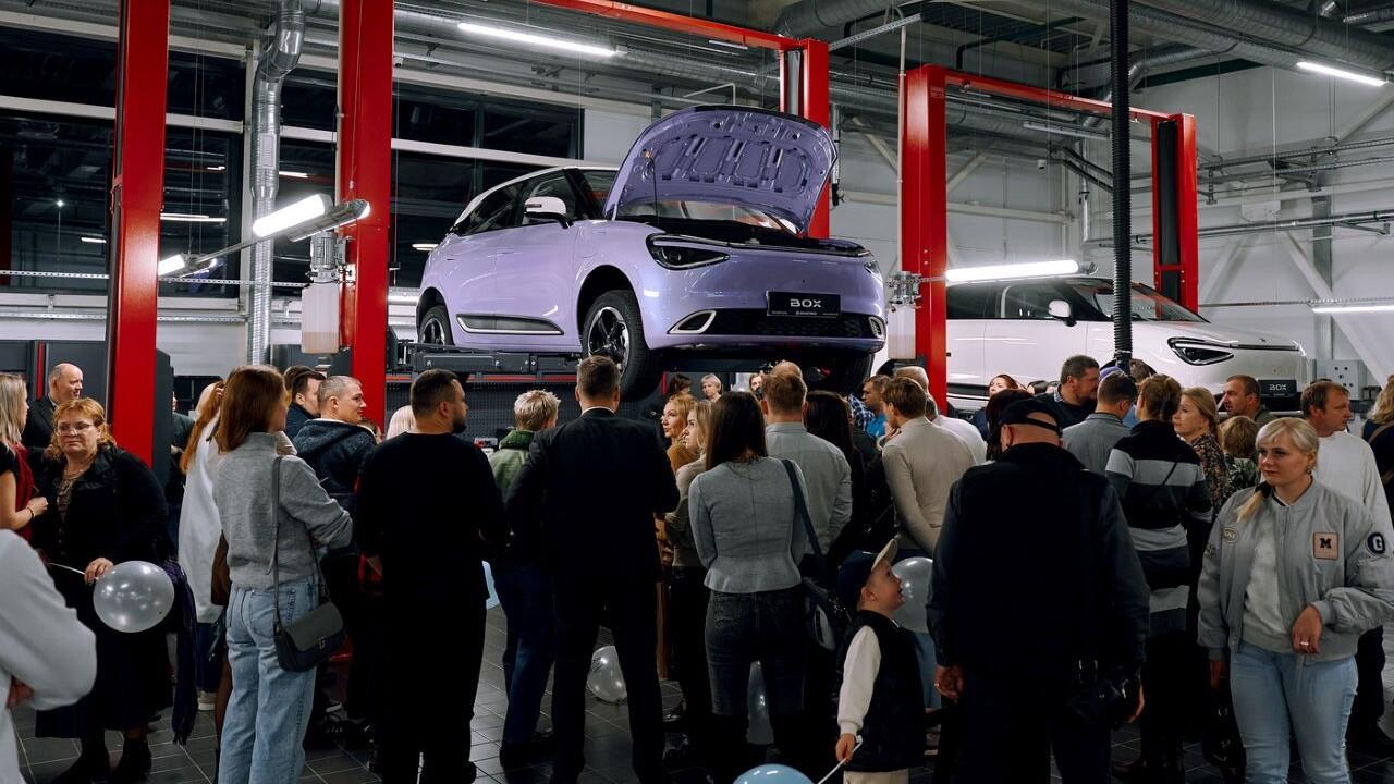 В Минске встретились автовладельцы электромобилей BOX: что обсуждали?